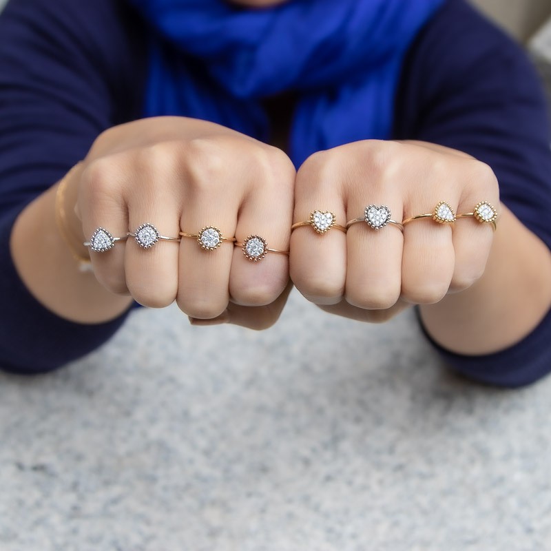 Buy 18K Gold | Diamond Bling | Circle Rings Online | Kajal Naina