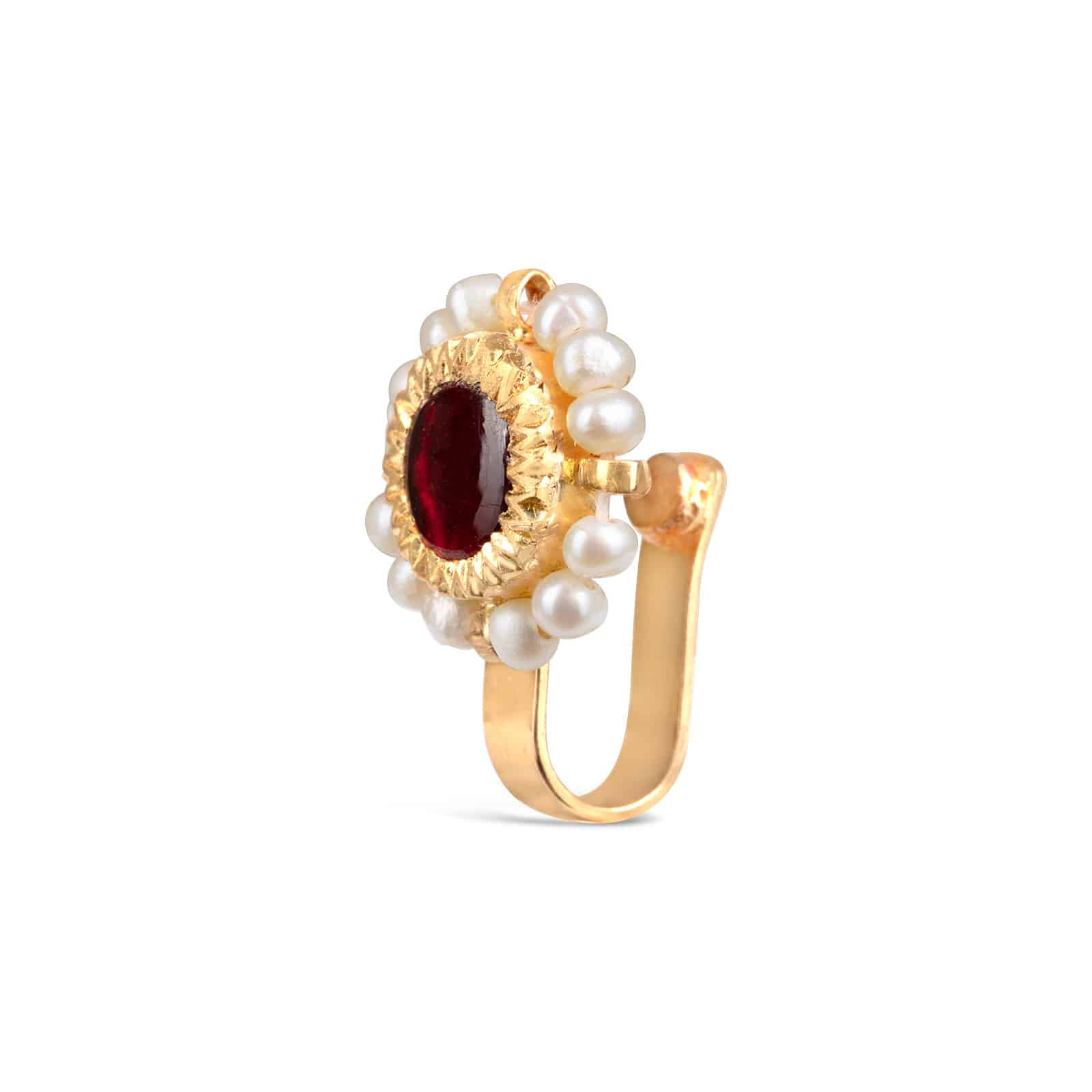 Aalia Red Nose pin / Nath/ Fuli – Kajal Naina